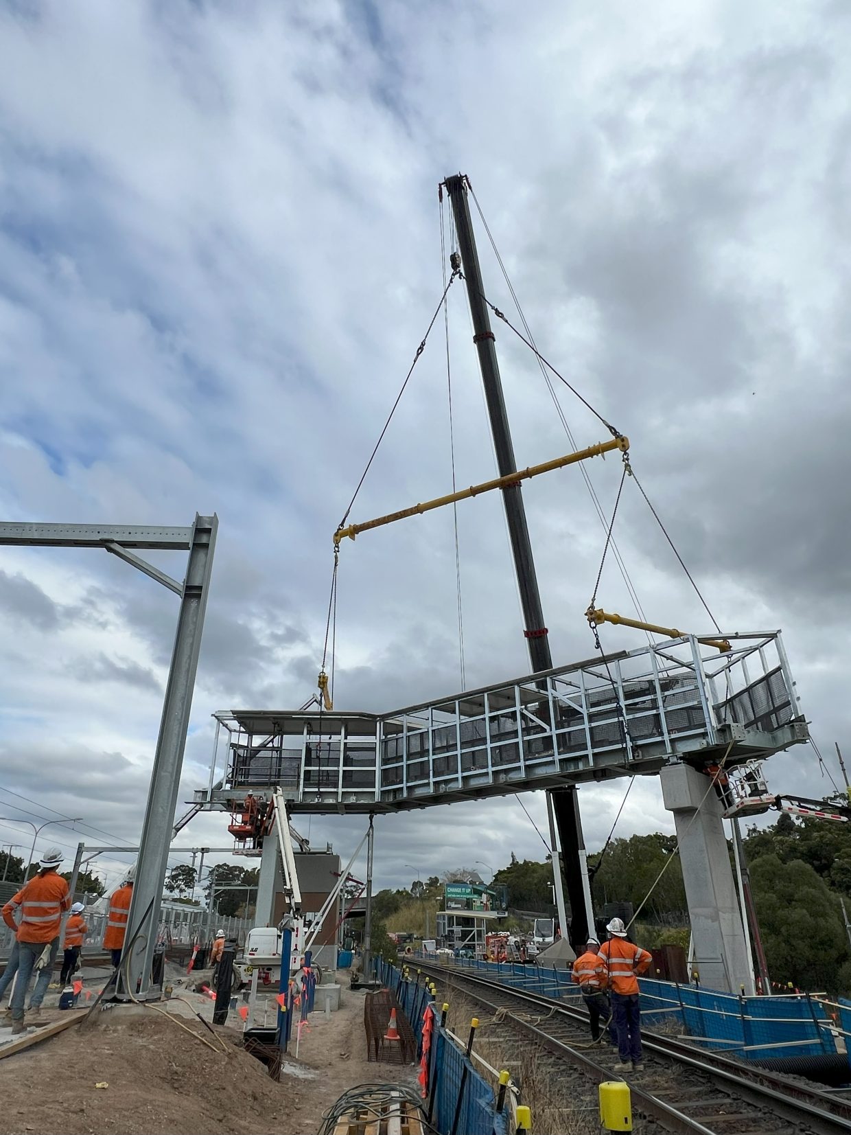 Morningside Station - Link Bridge - idec Solutions